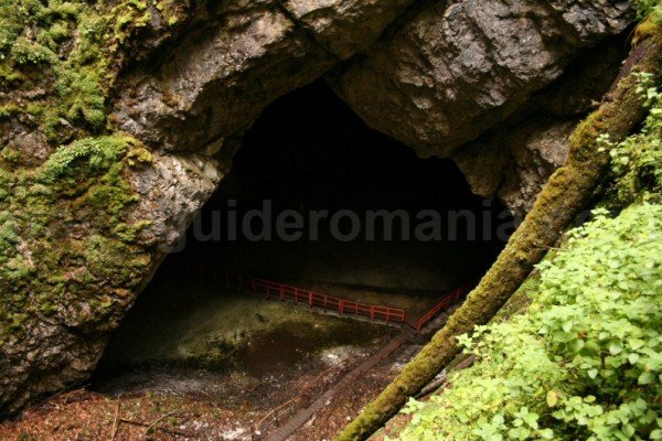 All you have to know about caving in Romania - Travel Guide Romania