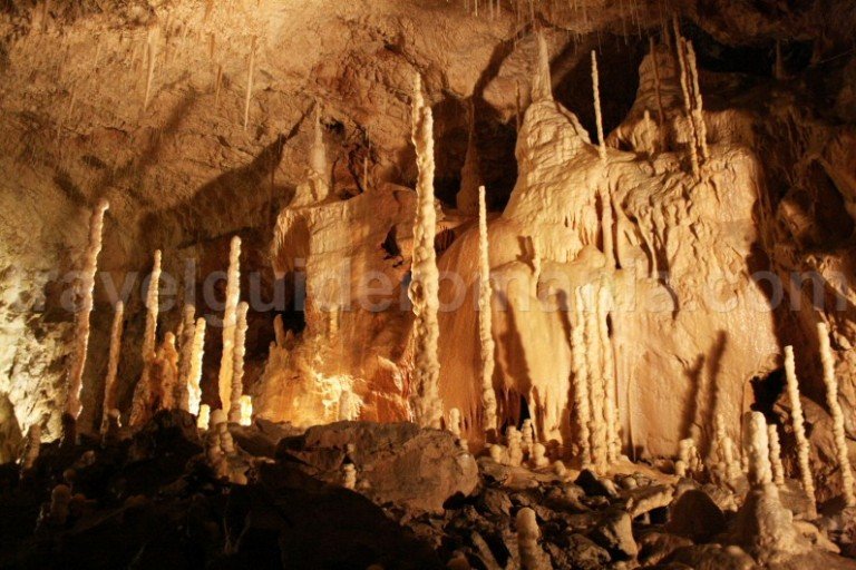 Pestera Ursilor (The Bears Cave) - Travel Guide Romania