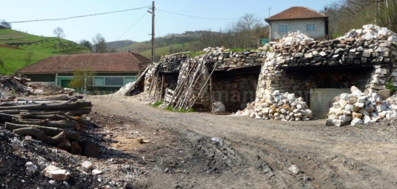 The Vascau Karst Plateau – The Apuseni Mountains varnita - Travel Guide ...